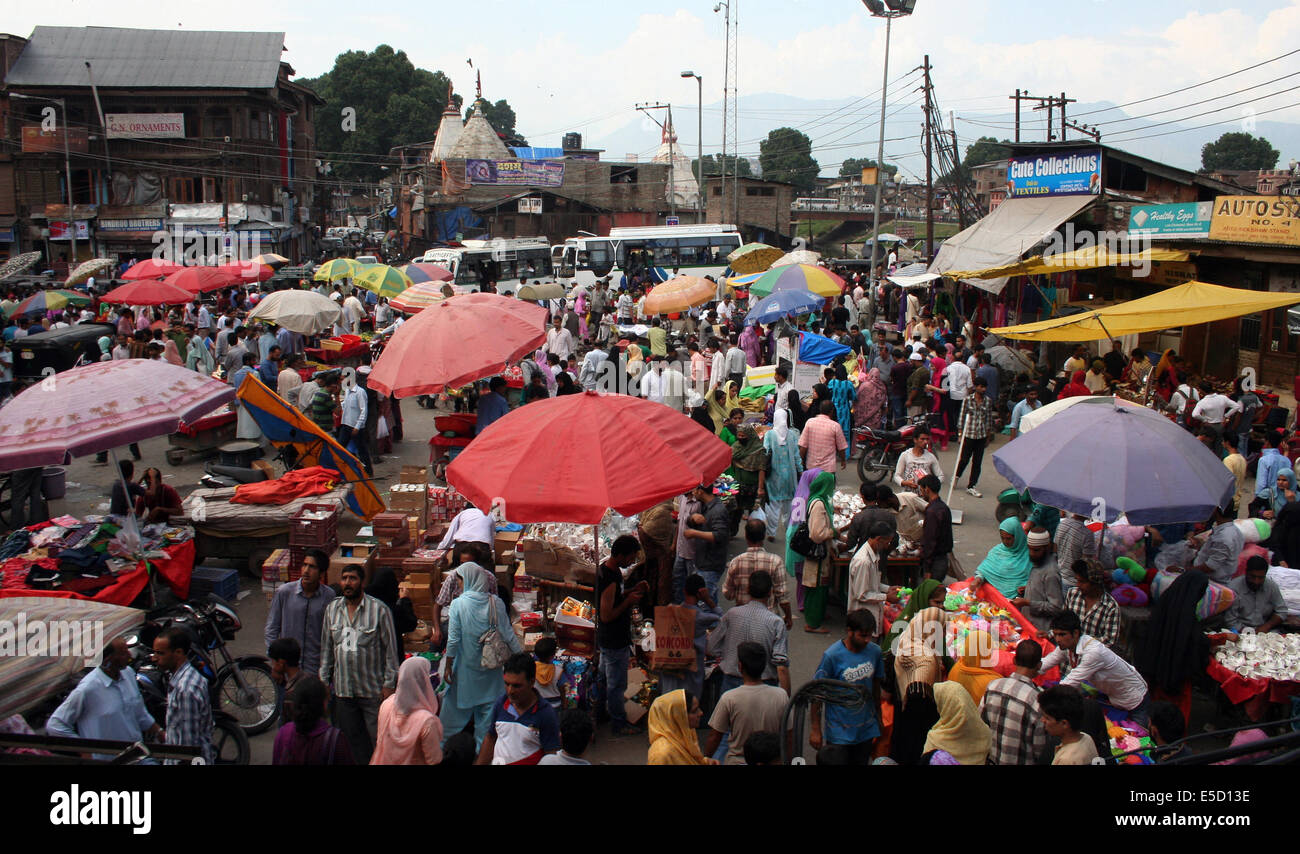 Chowl hi-res stock photography and images - Alamy