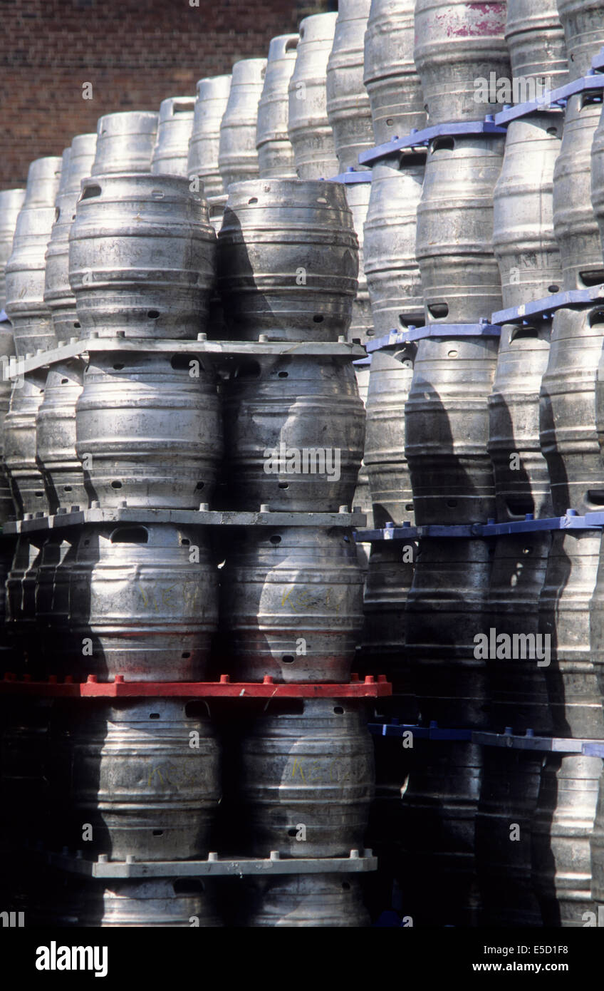 Beer barrels hi-res stock photography and images - Alamy