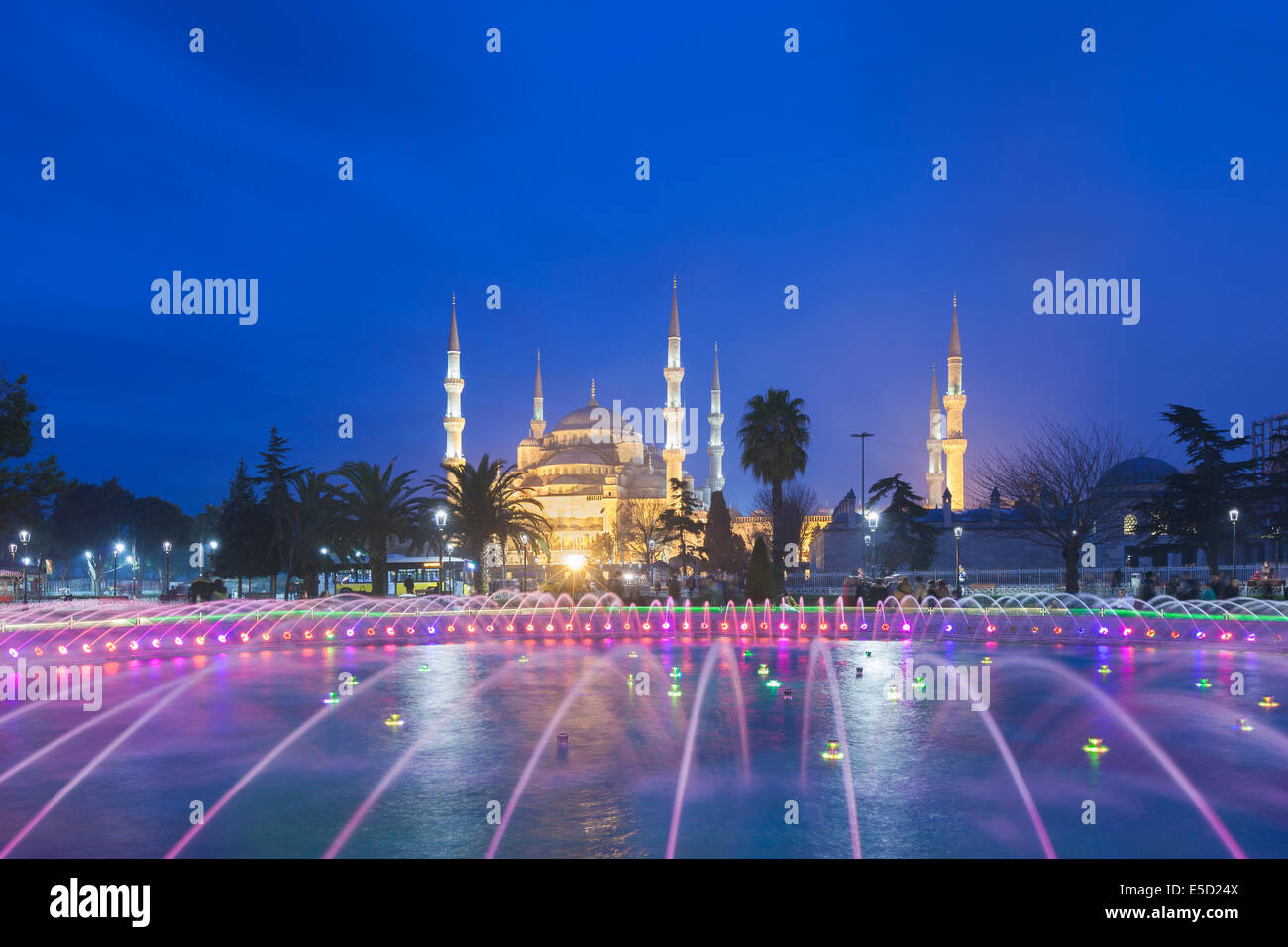 The Blue Mosque at night, Istanbul, Turkey Stock Photo - Alamy