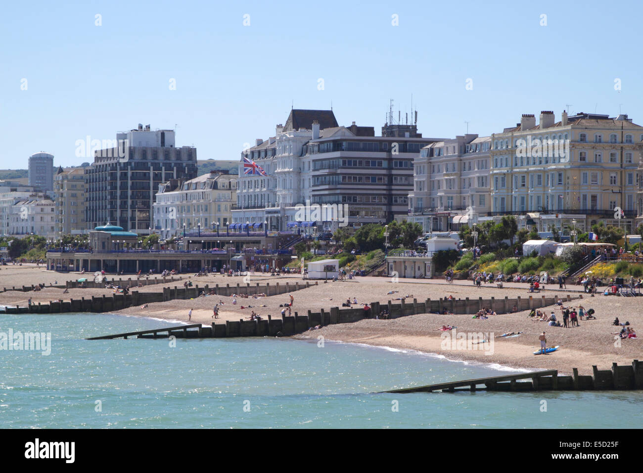 Eastbourne seafront summer hi-res stock photography and images - Alamy