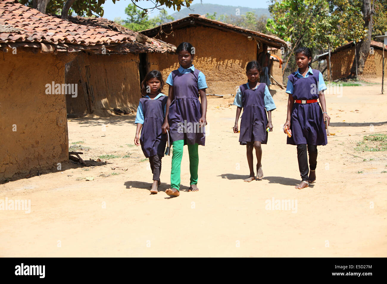 Tribal girls going school hi-res stock photography and images - Alamy