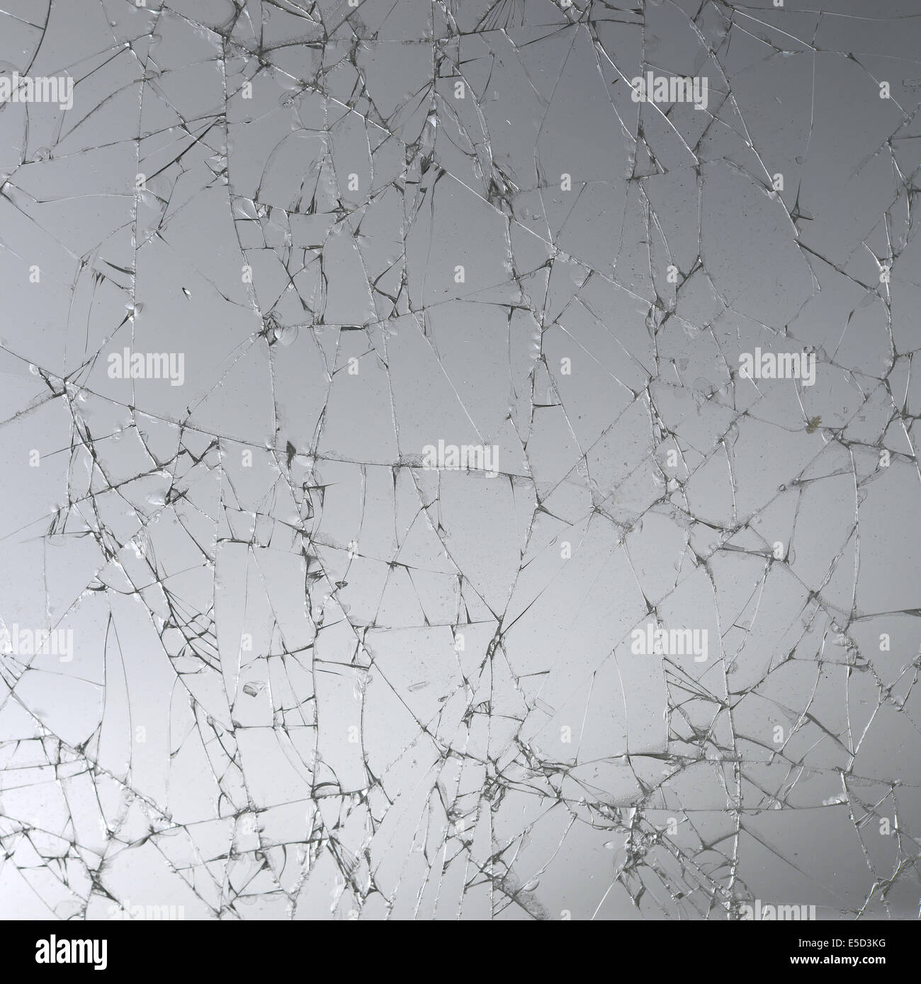 Cracked glass hi-res stock photography and images - Alamy