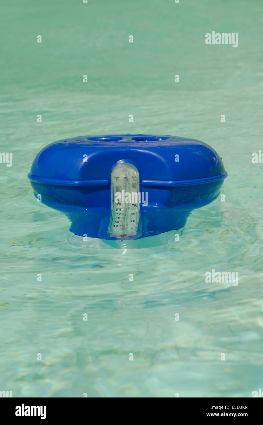 Chlorine container hi-res stock photography and images - Alamy