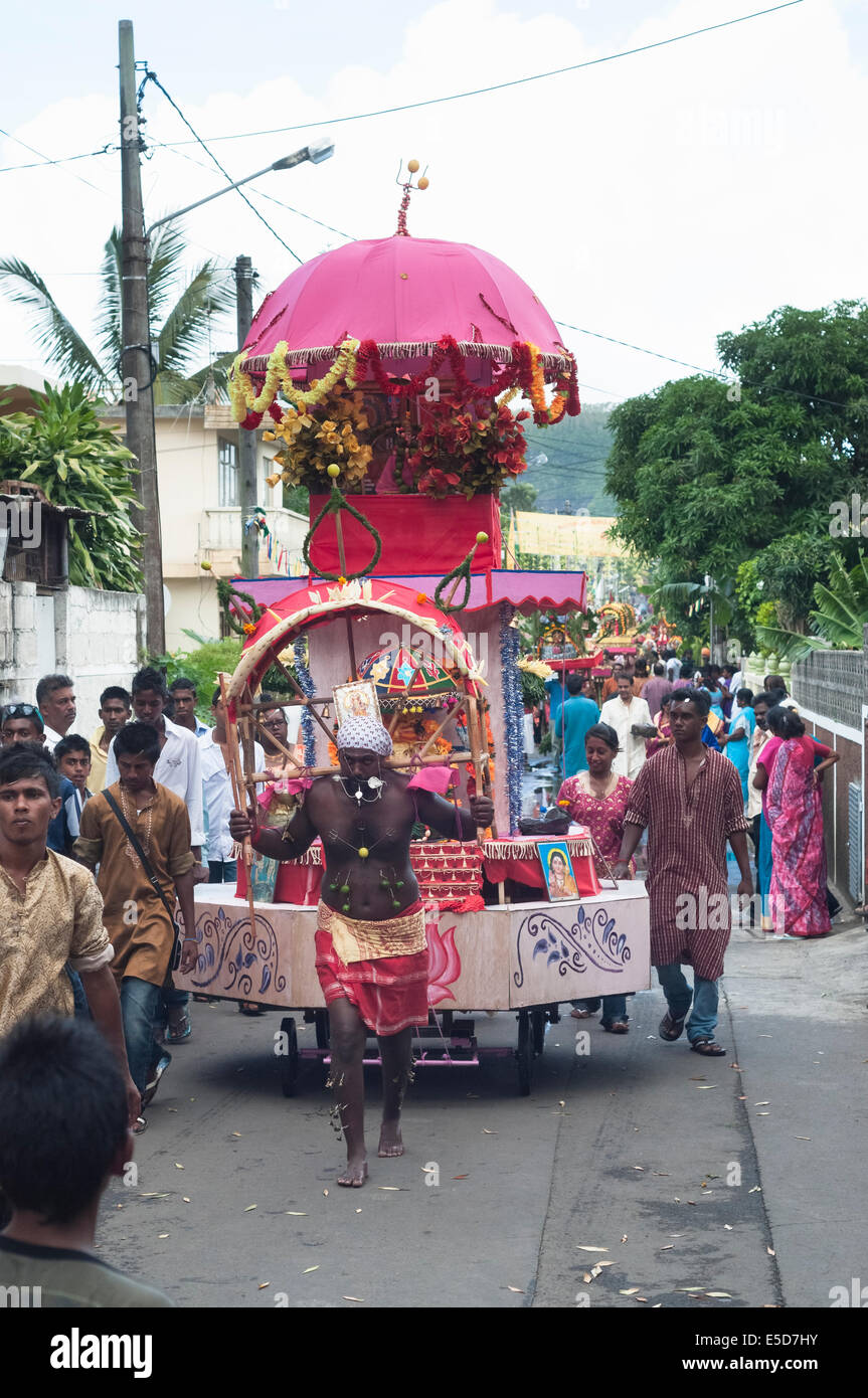 Cavadee festival mauritius island hi-res stock photography and images ...