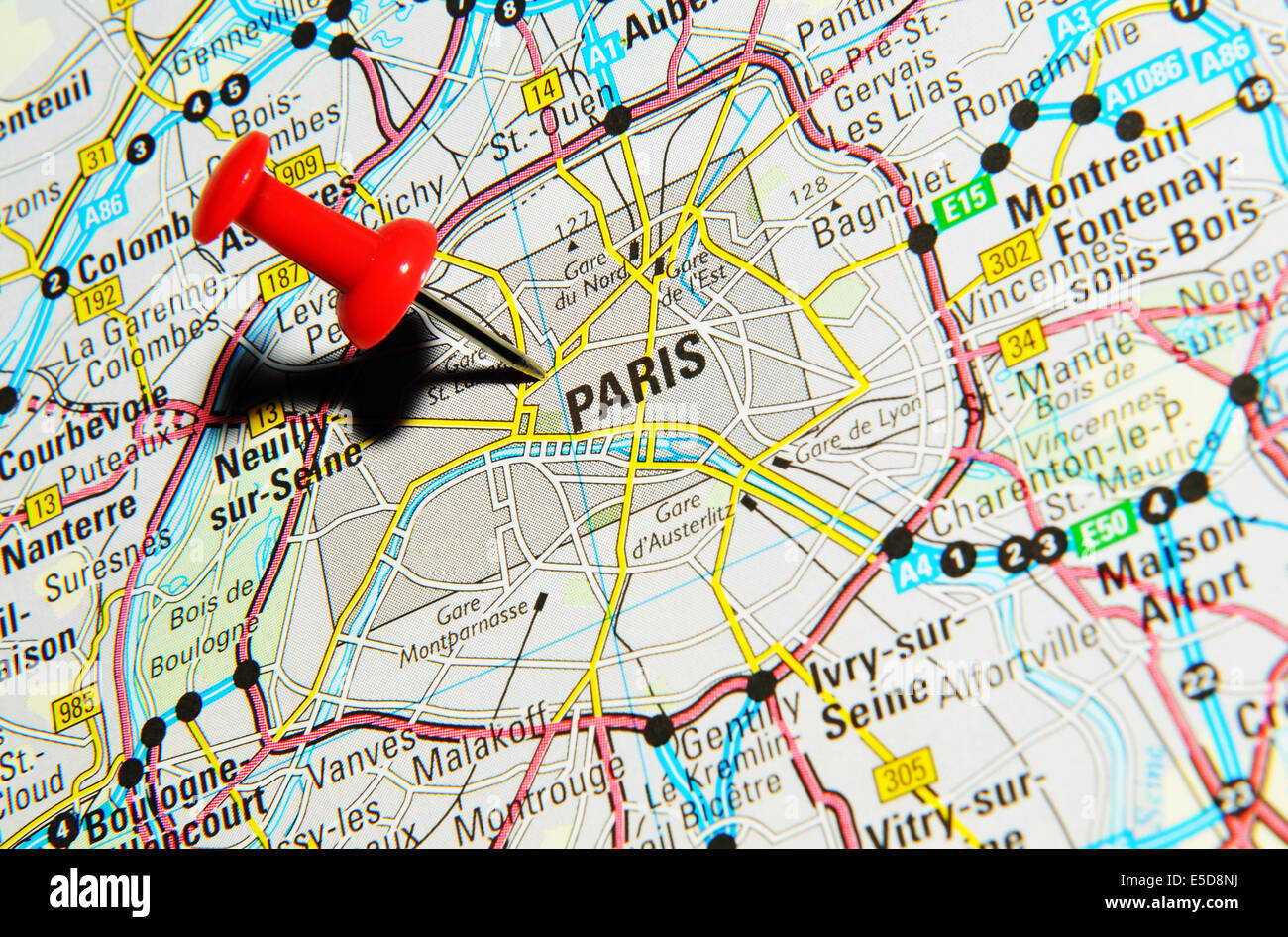 Big cities maps hi-res stock photography and images - Alamy