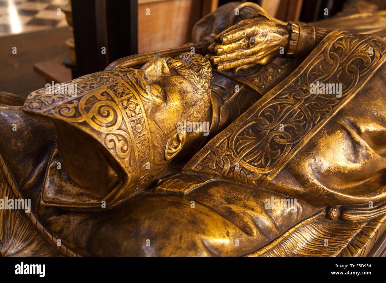 The cenotaph of the First Bishop of Southwark -Edward Talbot in ...