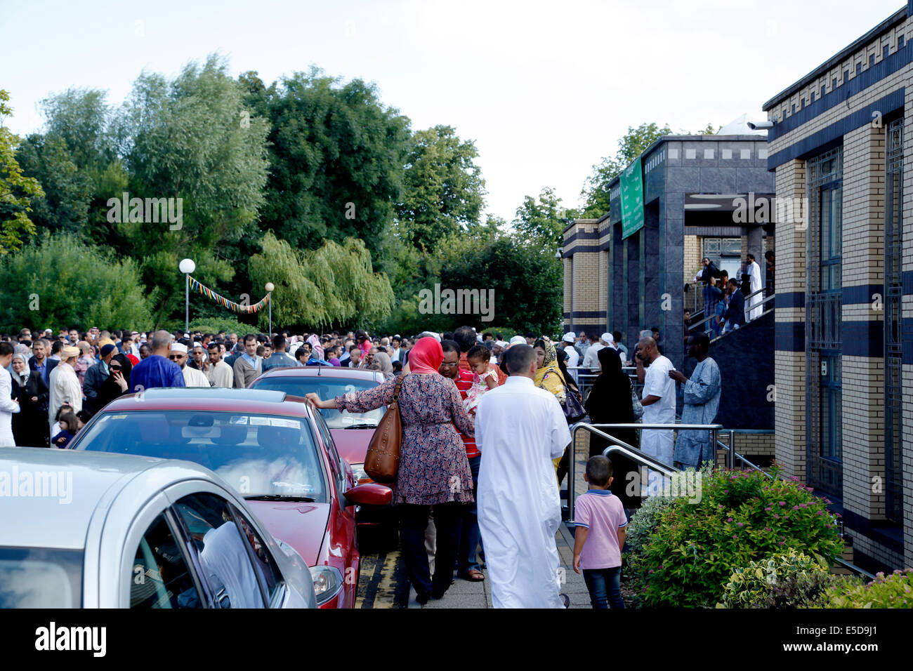 Dublin, Ireland. 28th July, 2014. Muslims gather to celebrate Eid ...