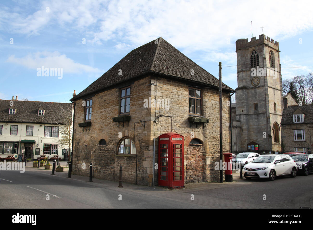 Church eynsham oxfordshire uk hi-res stock photography and images - Alamy