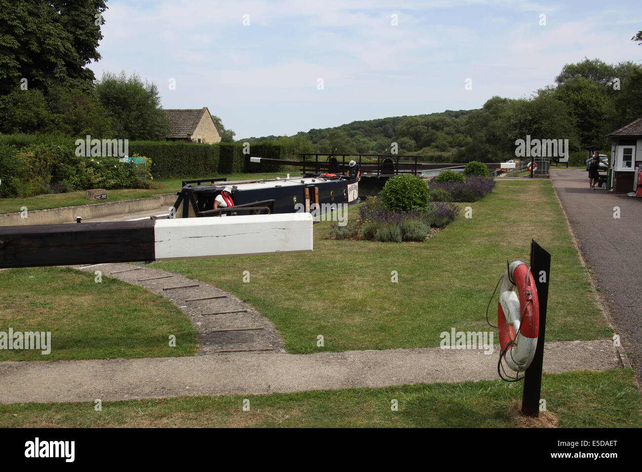 Eynsham bridge hi-res stock photography and images - Alamy