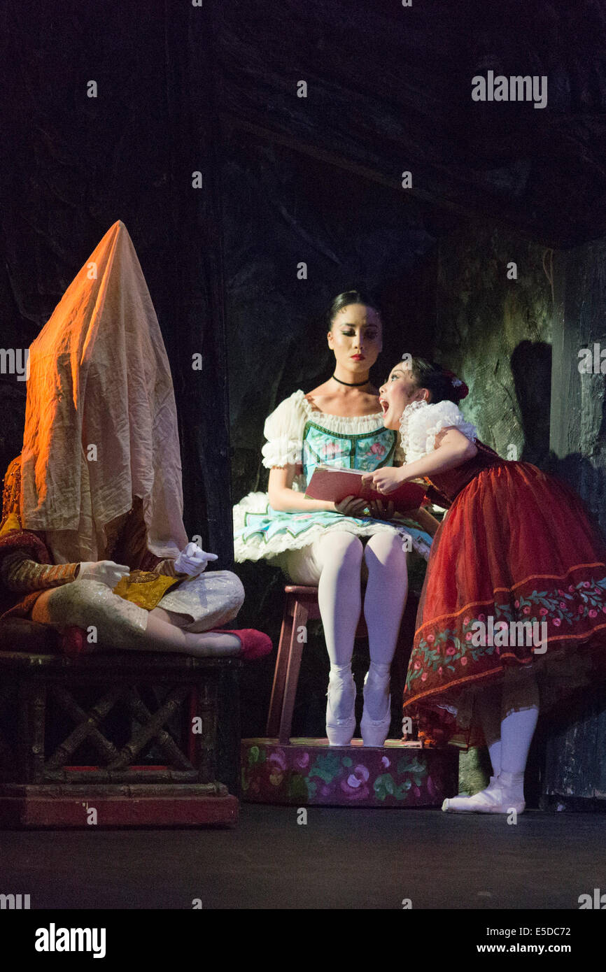 Dress rehearsal of Coppélia, English National Ballet, London Coliseum ...