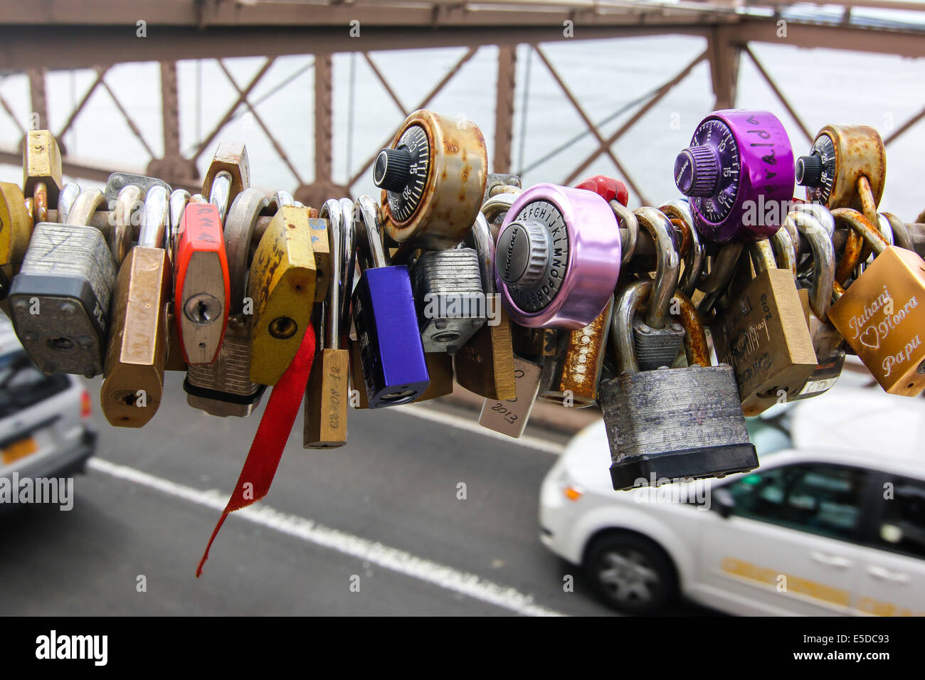 NEW YORK CITY-APRIL 22: Brooklyn Bridge with love padlocks in New York ...