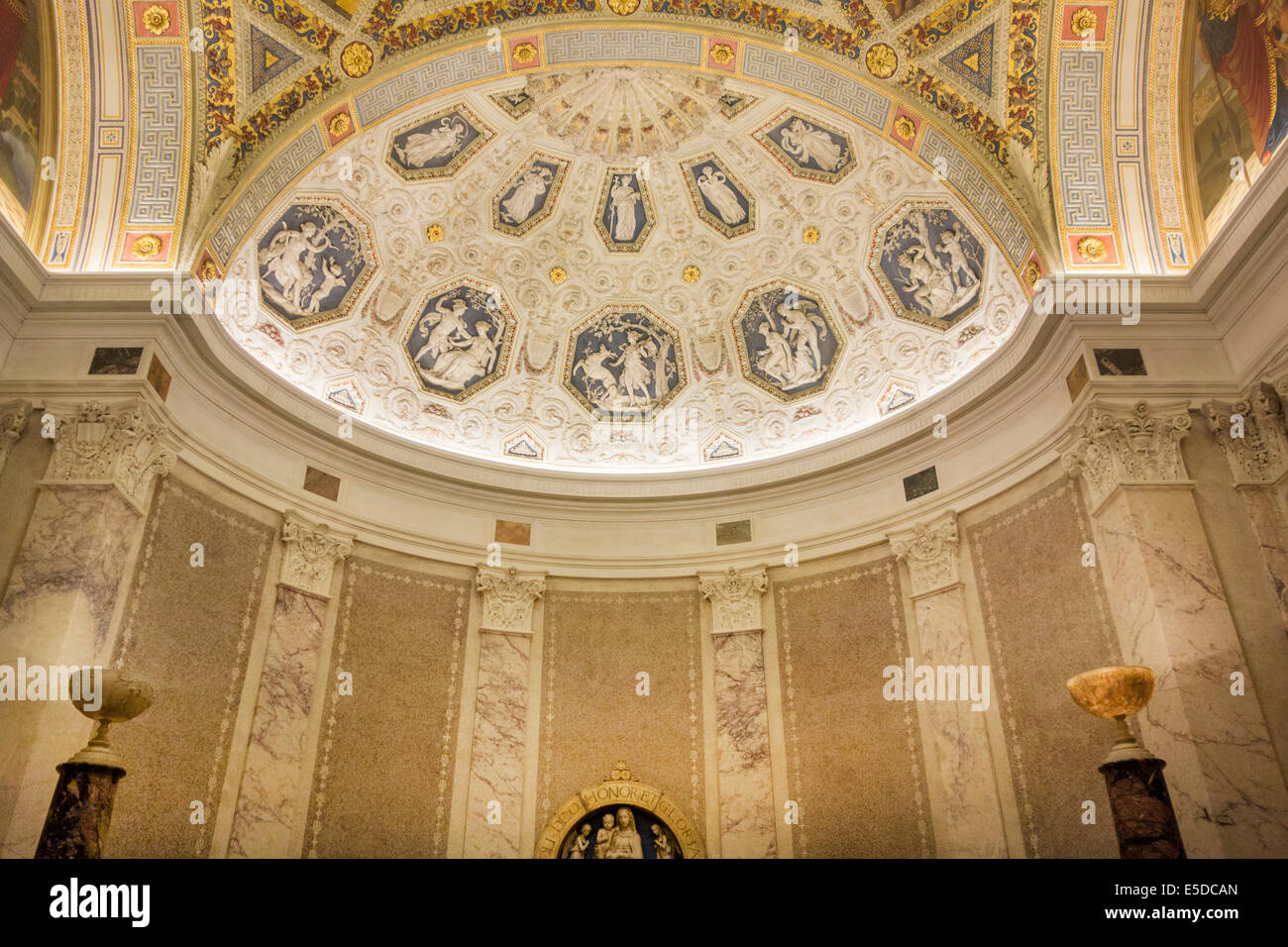 The morgan library and museum rotunda hi-res stock photography and ...