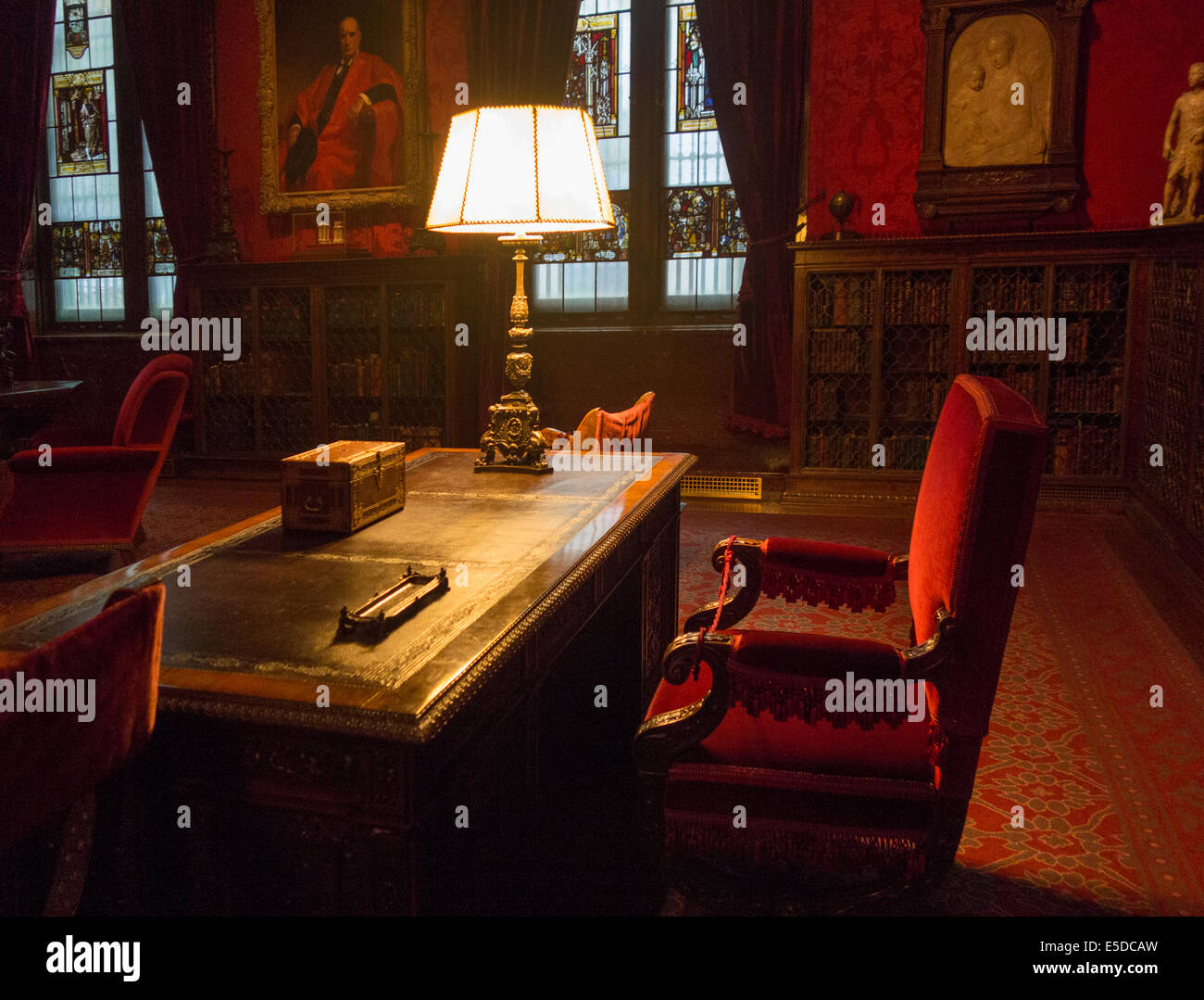 The morgan library and museum study hi-res stock photography and images ...