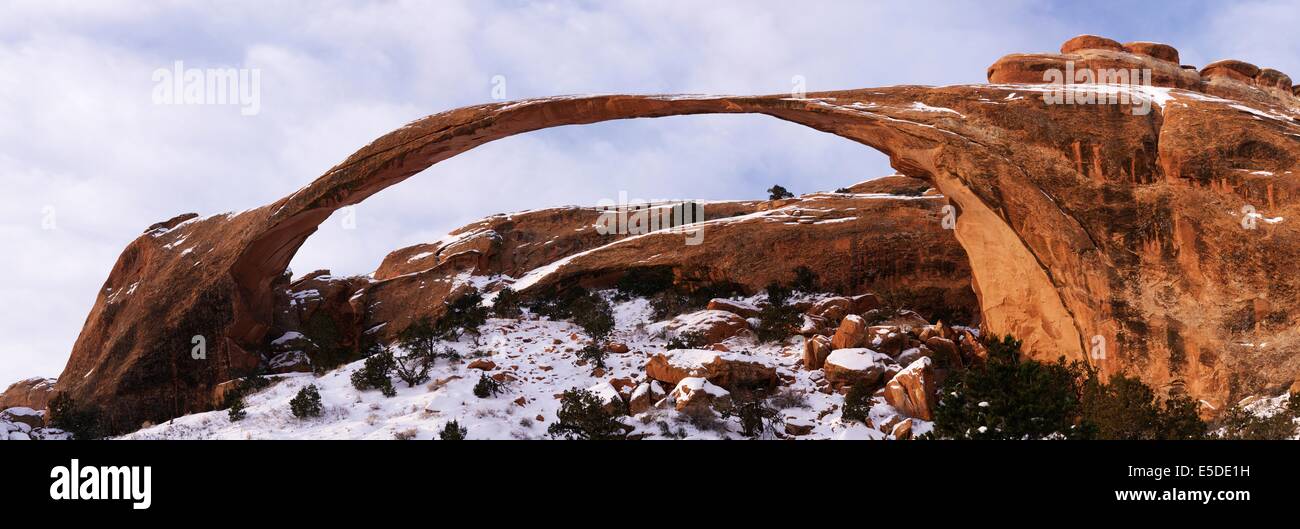 Landscape arch fragile landmark hi-res stock photography and images - Alamy