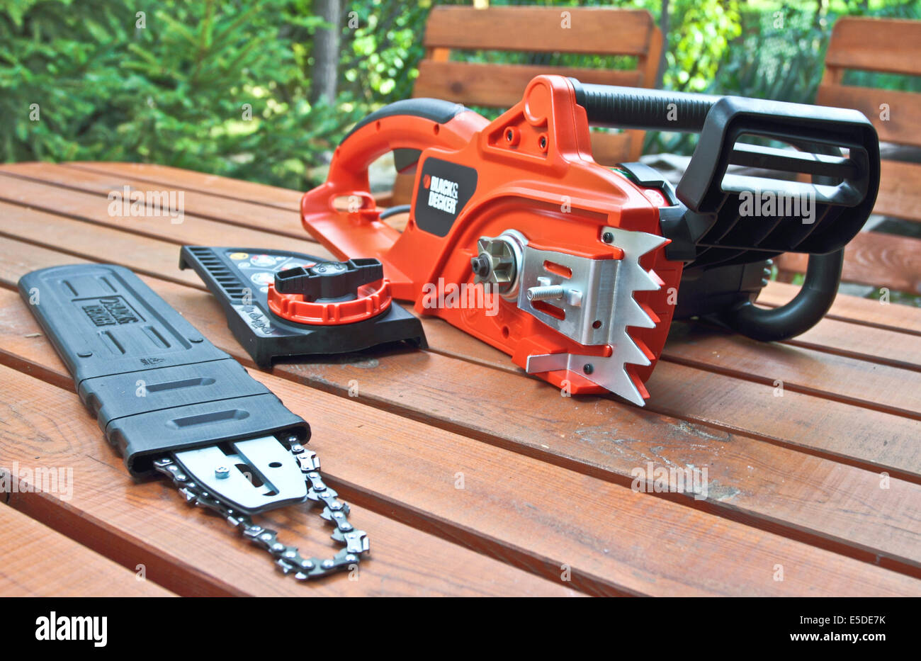 Chainsaw engine hi-res stock photography and images - Alamy