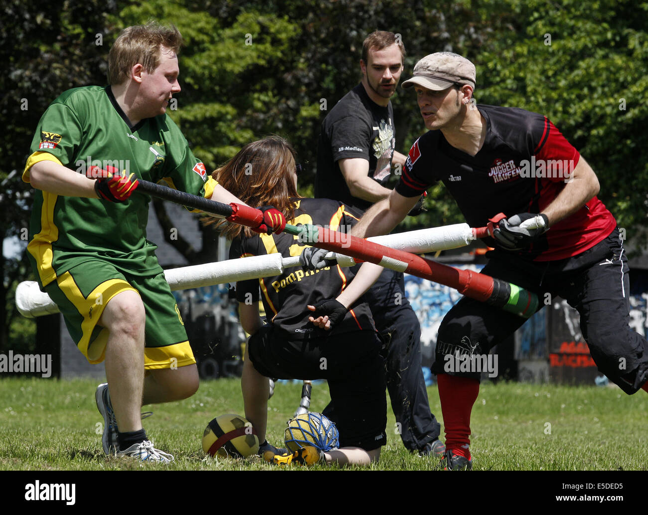 Duisburg, Germany. 25th May, 2014. Juggers of team 'Cervisia Ultima ...