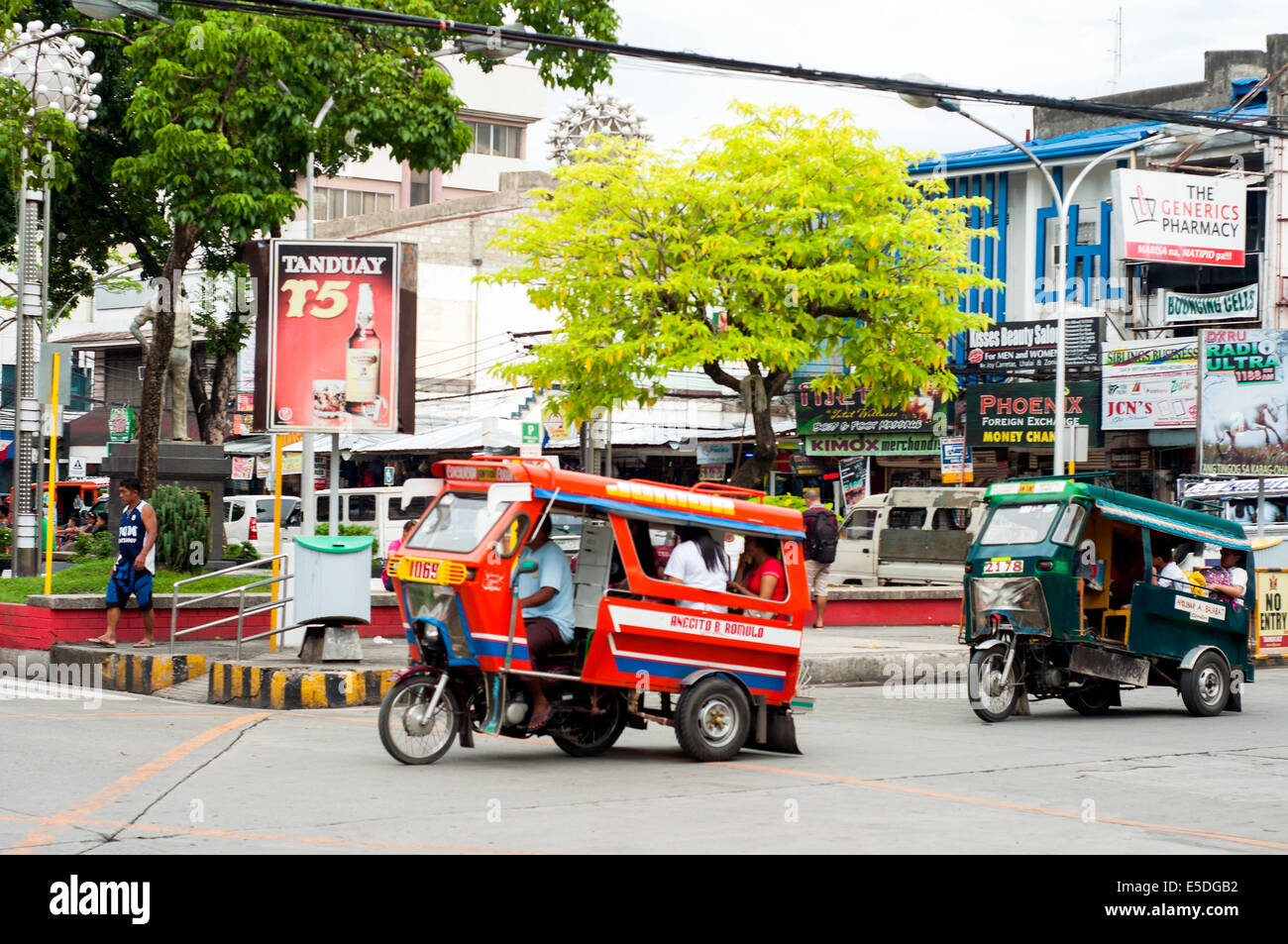 Tricycle de taxi hi-res stock photography and images - Alamy