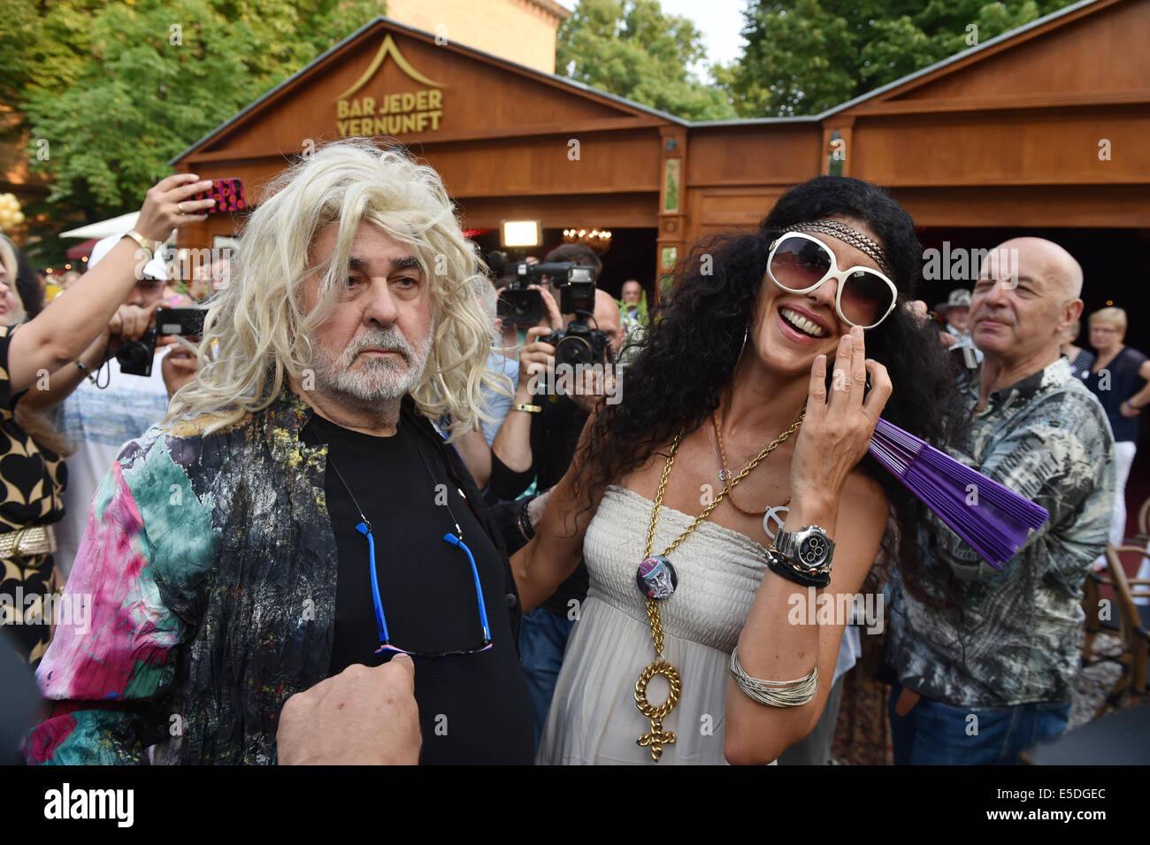 Janine white hi-res stock photography and images - Alamy