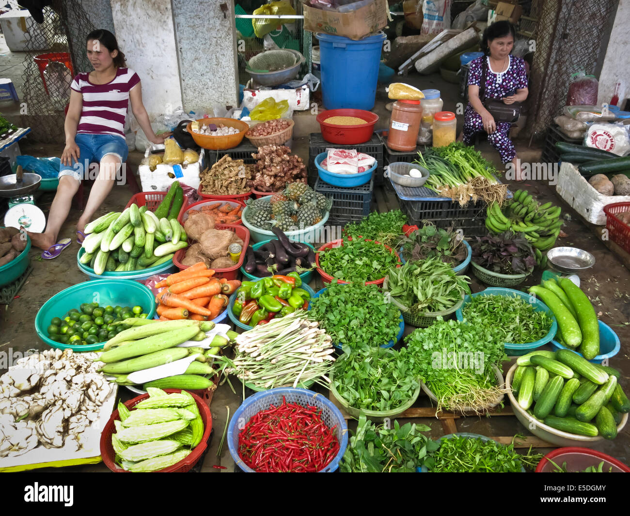 Vegetables at Bac Ha market Stock Photo - Alamy