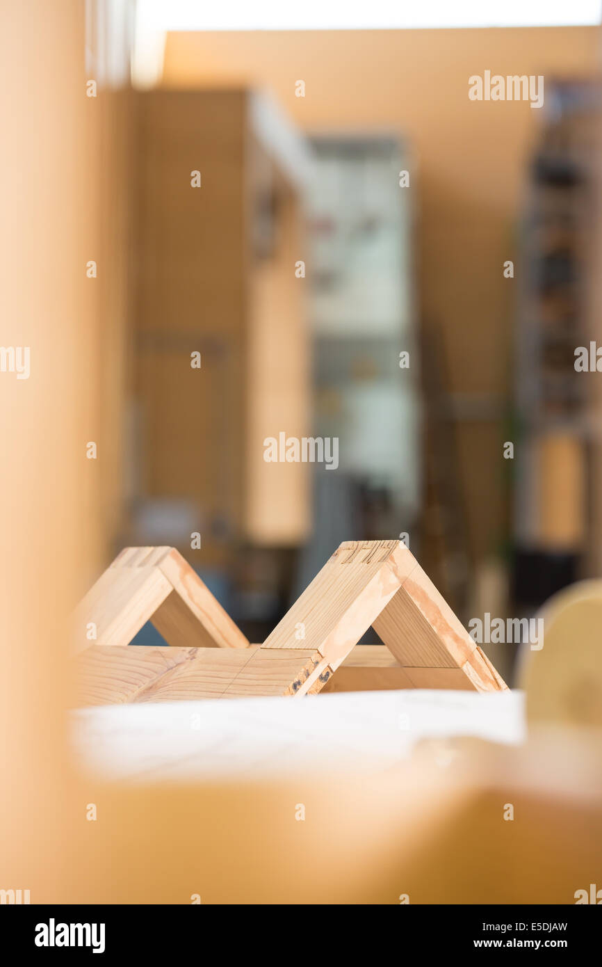 Piece of wood in a carpentry Stock Photo - Alamy