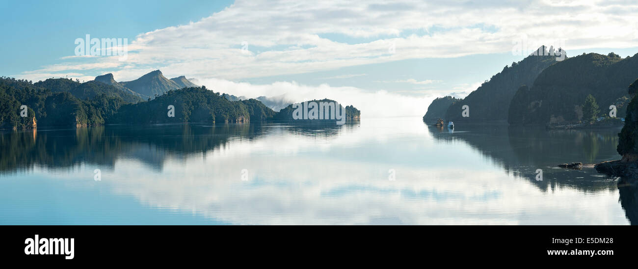 Westhaven golden bay hi-res stock photography and images - Alamy