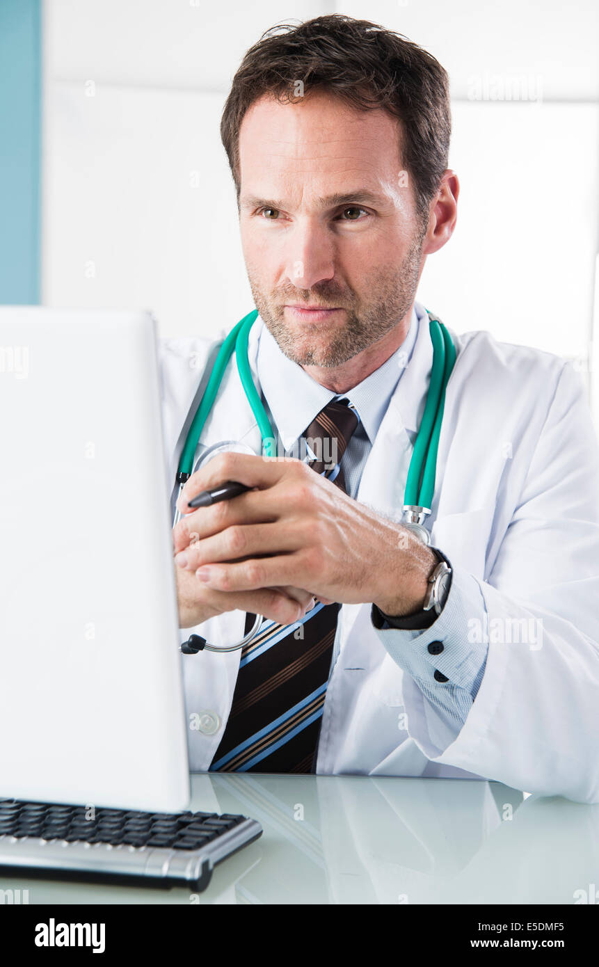 Germany, Mannheim, Portrait of a doctor Stock Photo - Alamy