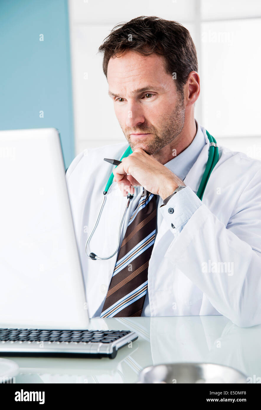 Germany, Mannheim, Portrait of a doctor Stock Photo - Alamy
