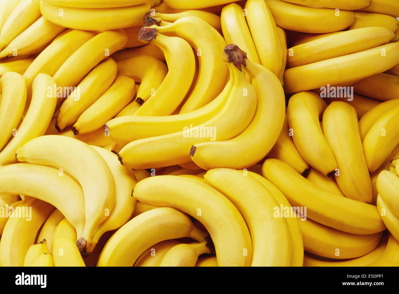 Multiple bananas hi-res stock photography and images - Alamy