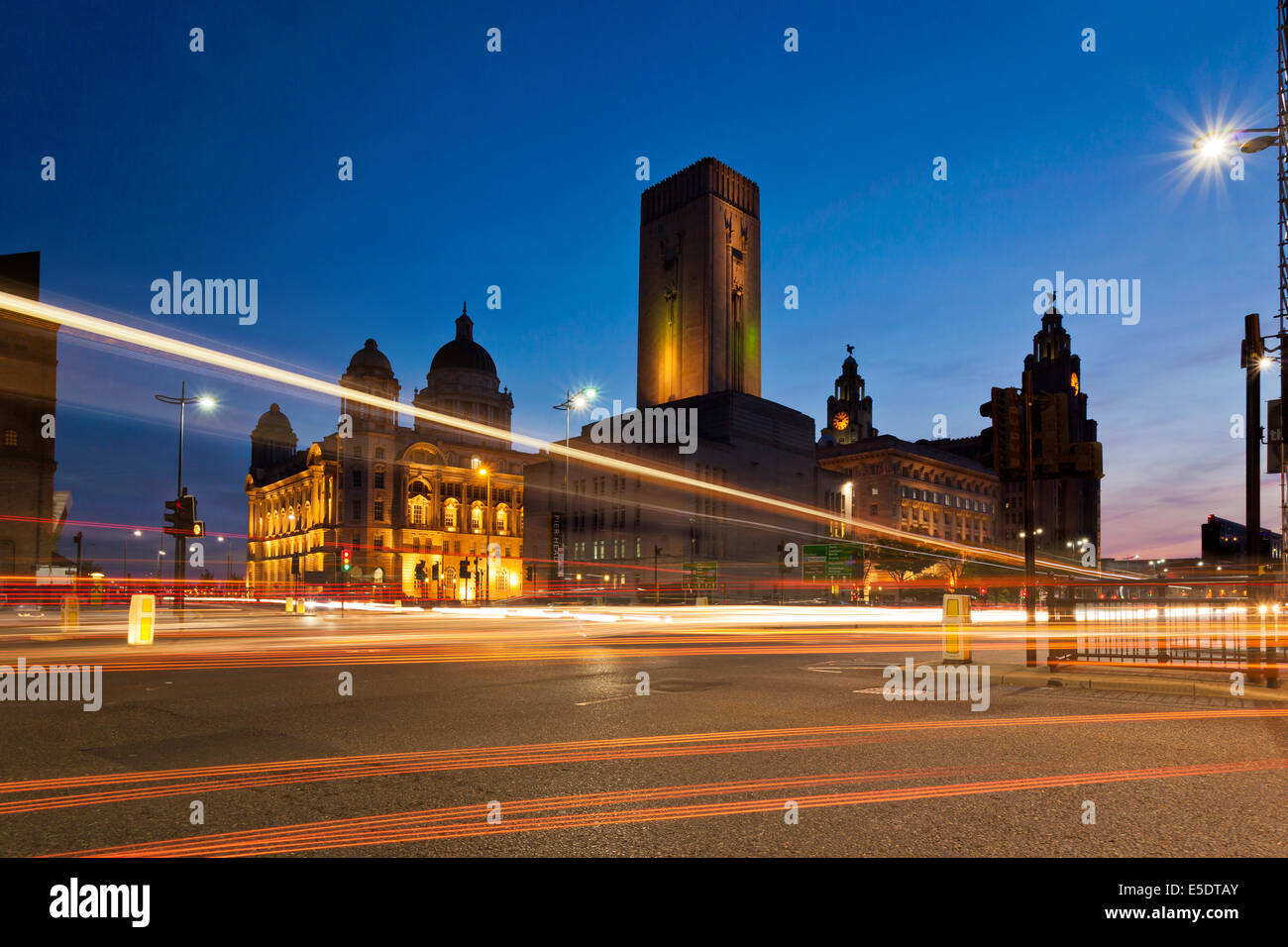 Liver building at night hi-res stock photography and images - Alamy