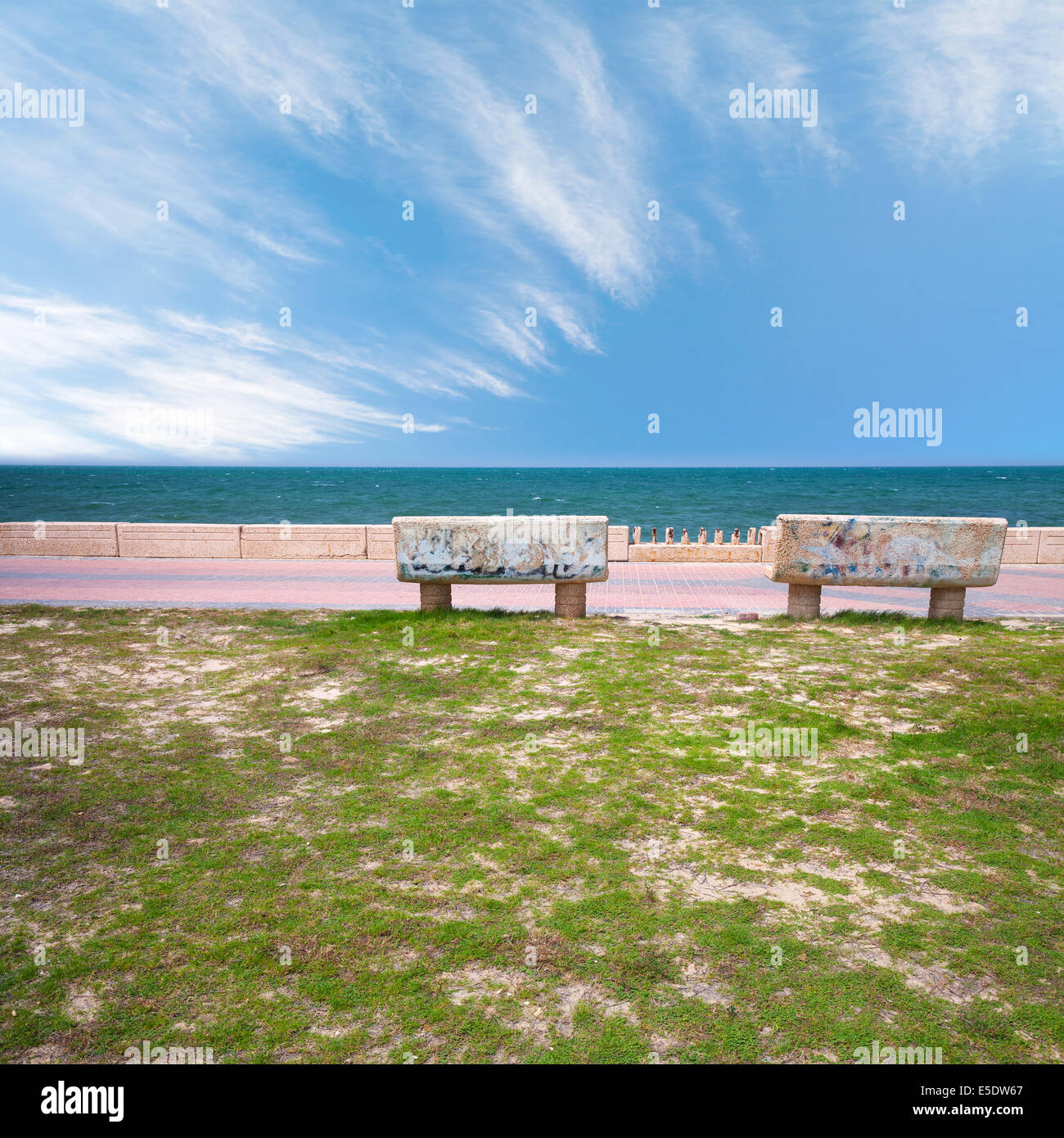 Stone benches hi-res stock photography and images - Alamy