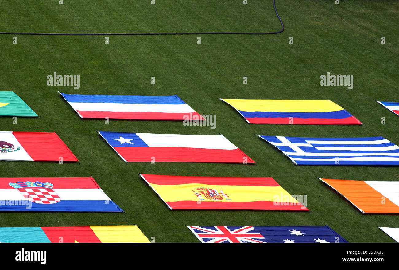 Costa rica flag and spain flag hi-res stock photography and images - Alamy