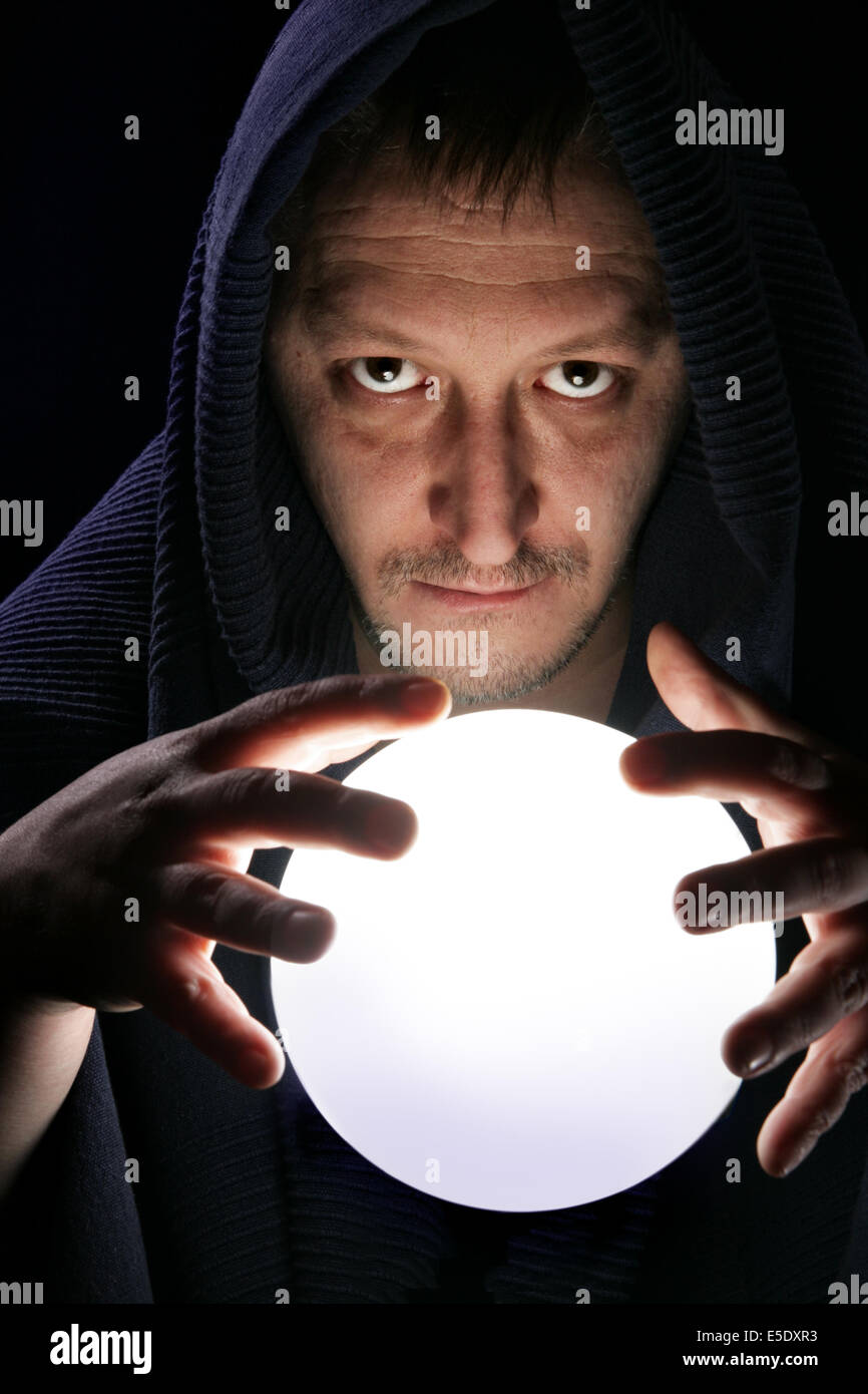 Wizard glowing magical orb close up hi-res stock photography and images ... Wizard glowing magical orb close up hi-res stock photography and images ...