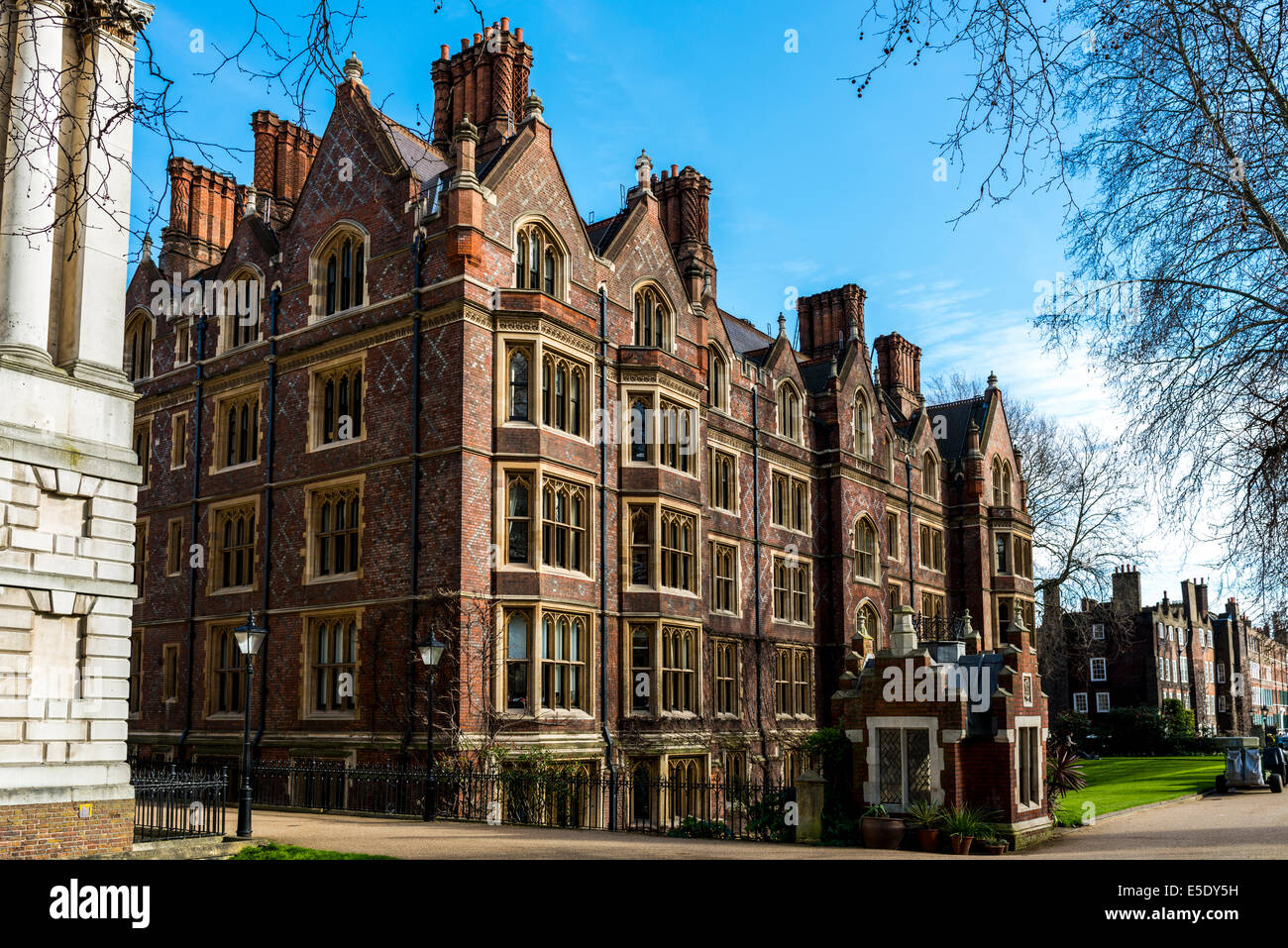 The Honourable Society of Lincoln's Inn is one of four Inns of Court ...