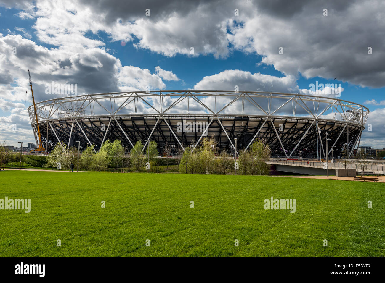 The Stadium at Queen Elizabeth Olympic Park, commonly known as the ...