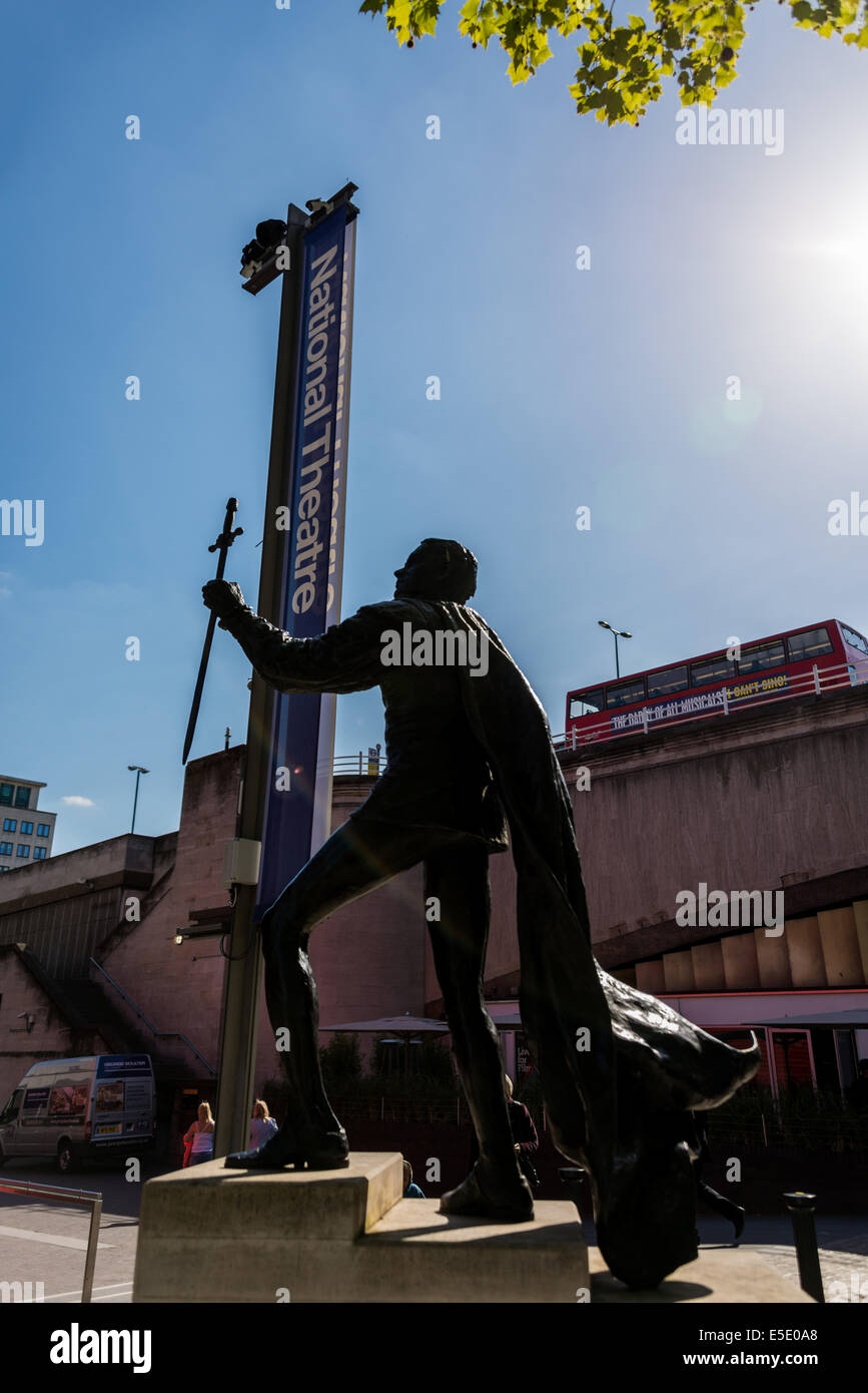 A statue of Laurence Olivier as Shakespeare's Hamlet outside the ...
