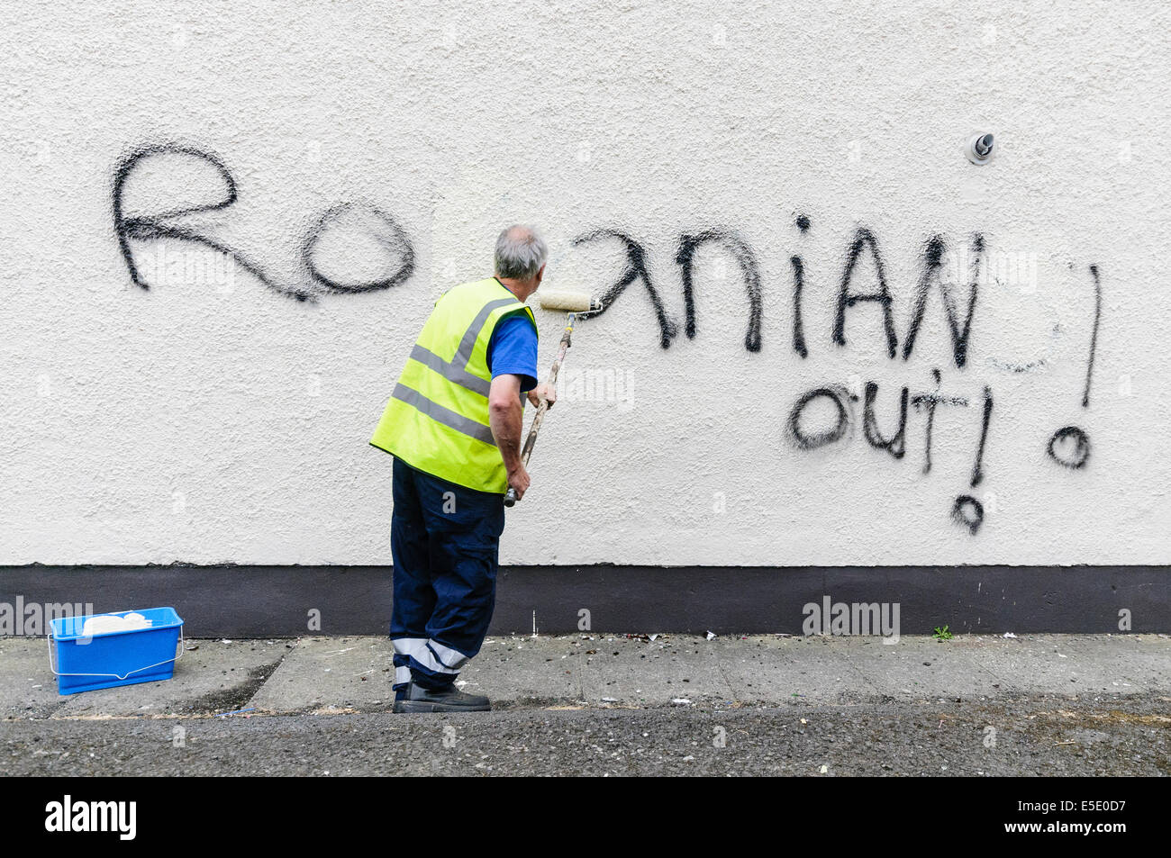Graffiti remover hi-res stock photography and images - Alamy