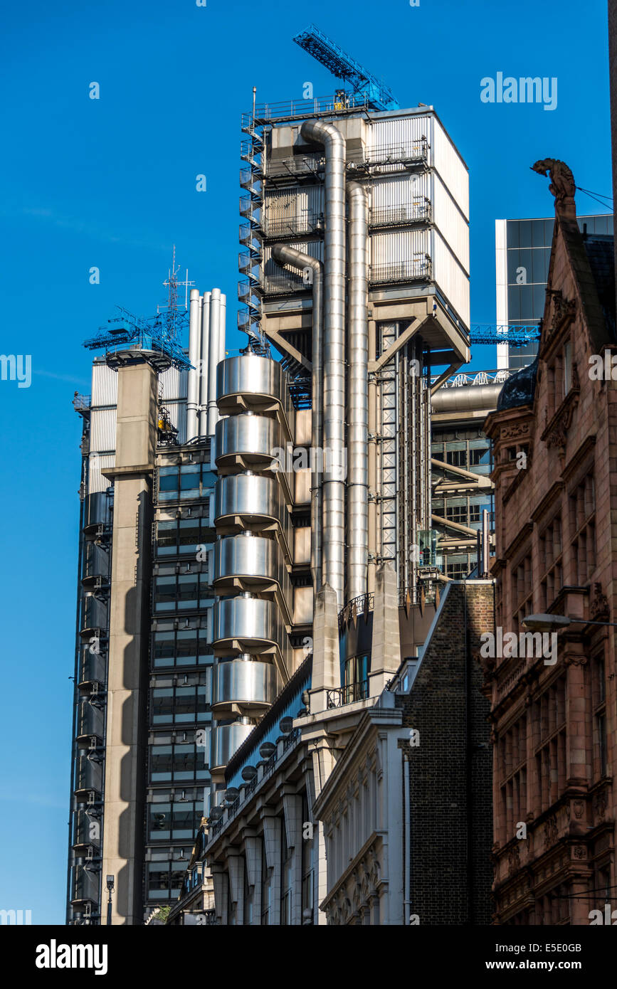 The Lloyd's Building houses Lloyd's of London, an insurance market ...
