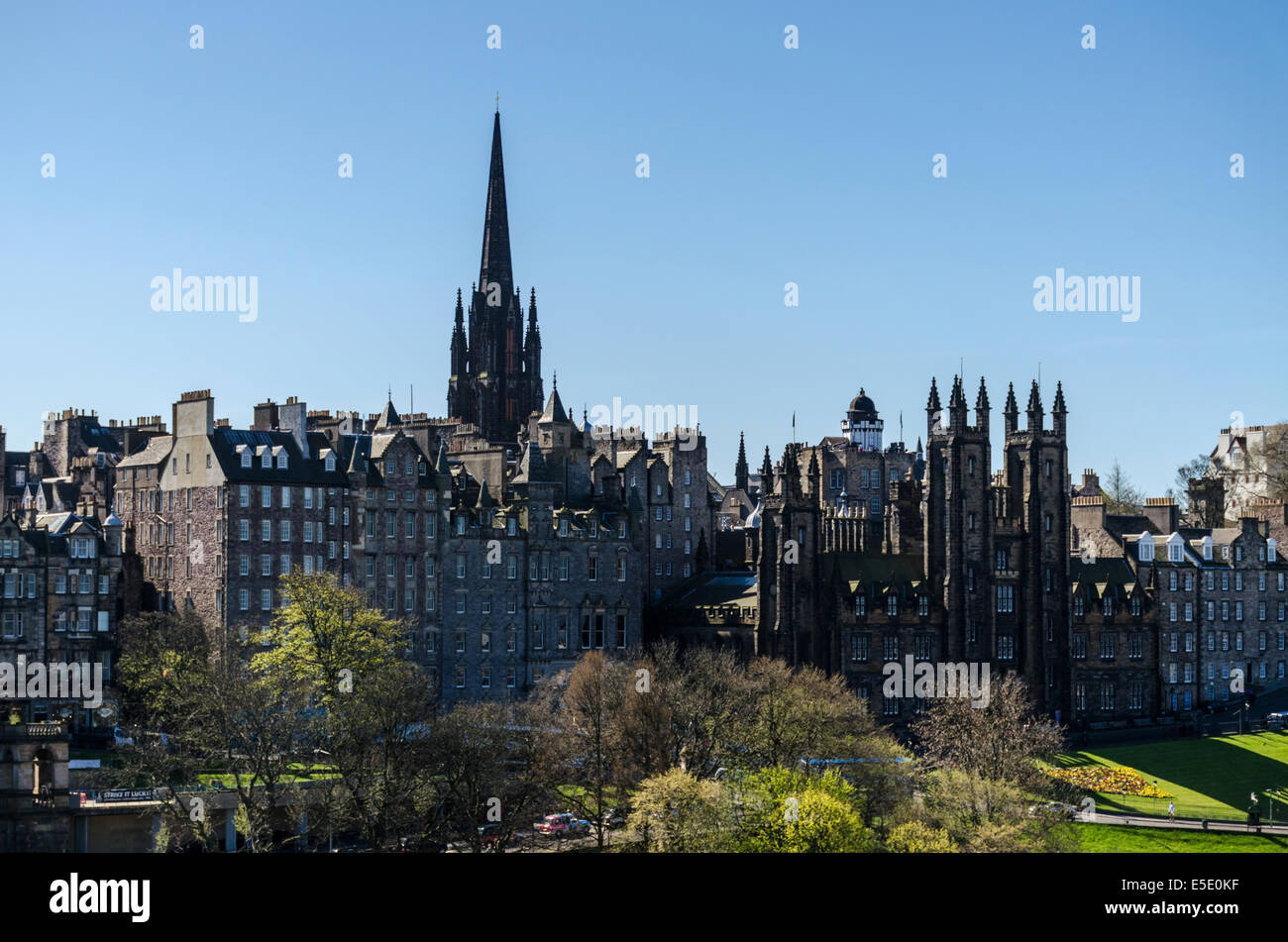 The Hub, Assembly Hall and Edinburgh's Old Town seen from The Scott ...