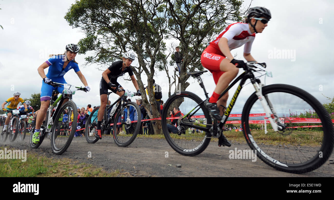 Bike race start hi-res stock photography and images - Alamy