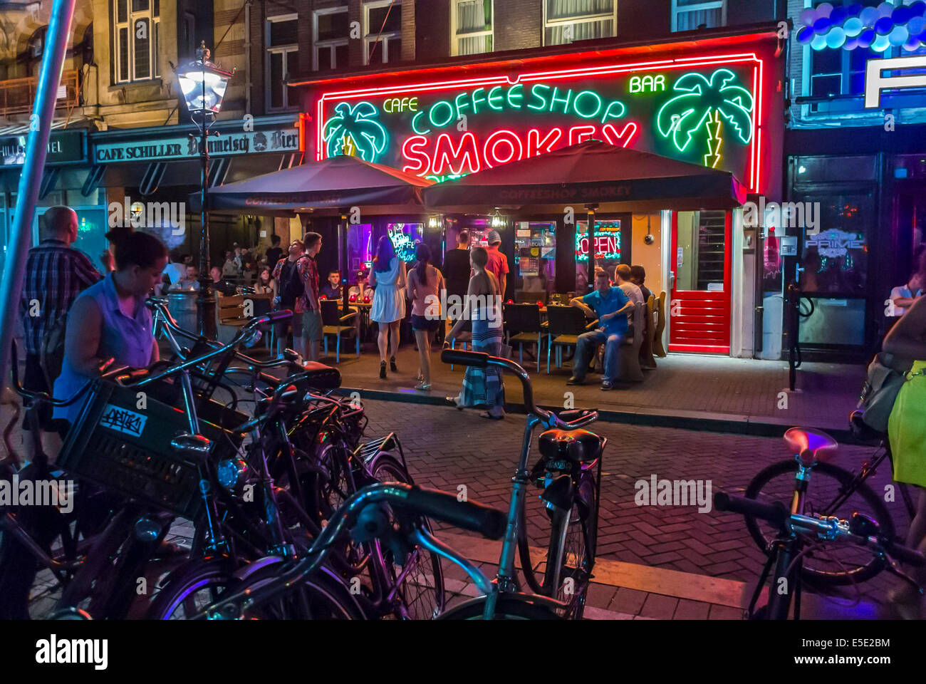 Amsterdam drug cafe hi-res stock photography and images - Alamy