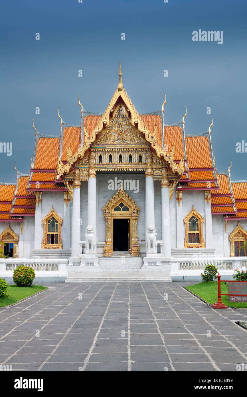 Wat Benchamabophit - the marble temple, Bangkok, Thailand Stock Photo ...