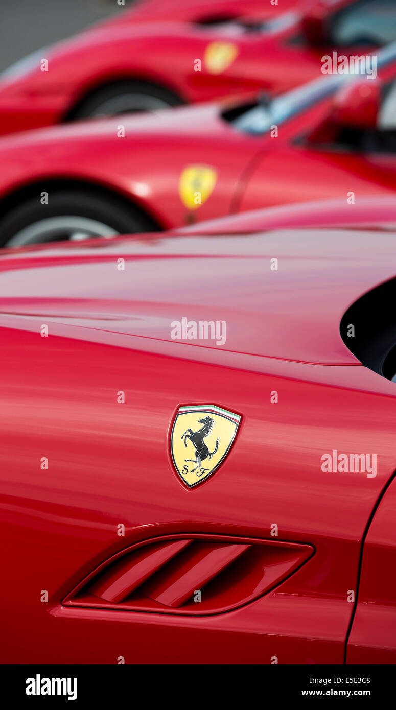 Lines of Ferrari cars Stock Photo - Alamy