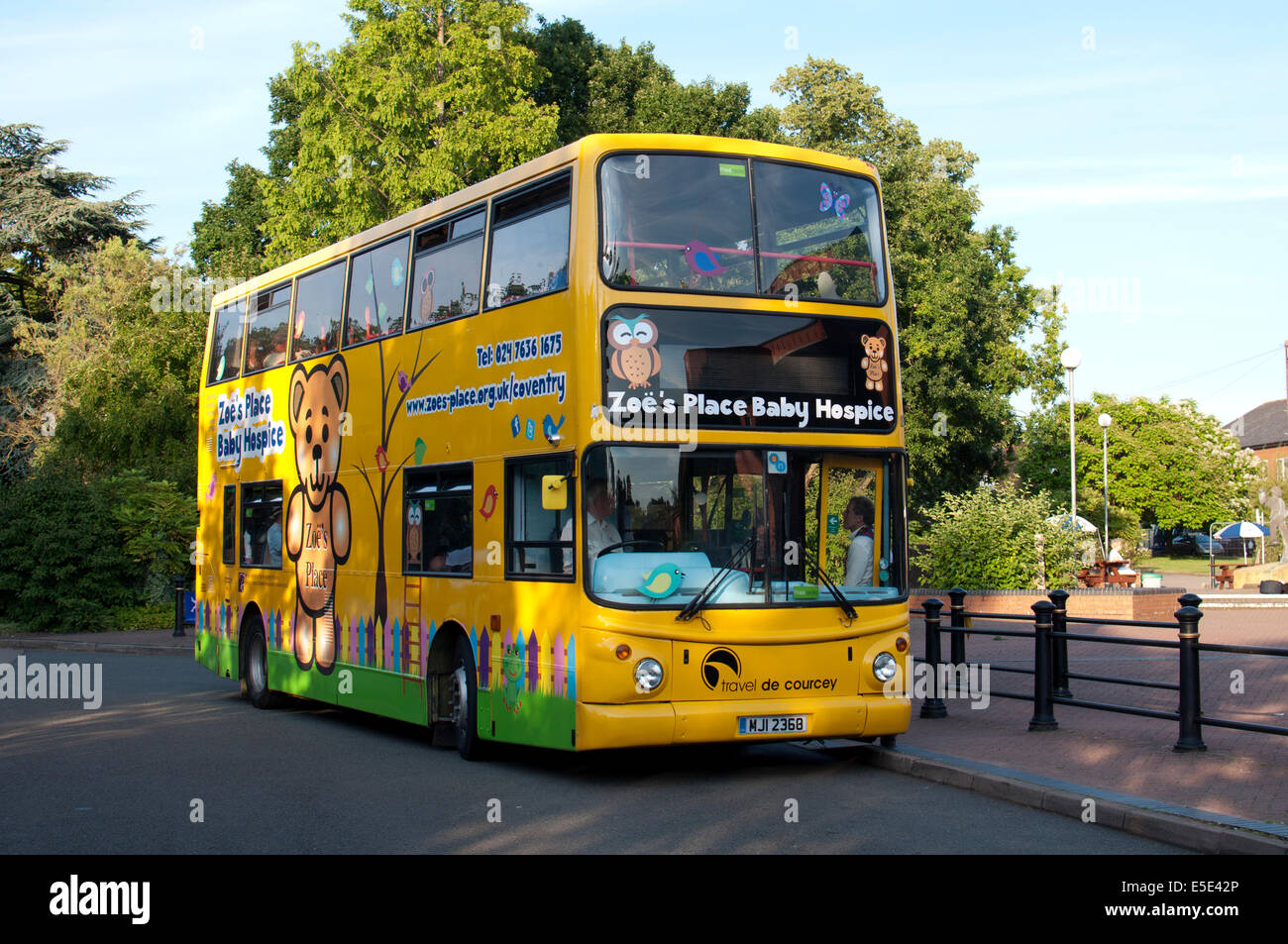 Courtesy bus at Warwick Folk Festival, Warwick, UK Stock Photo - Alamy