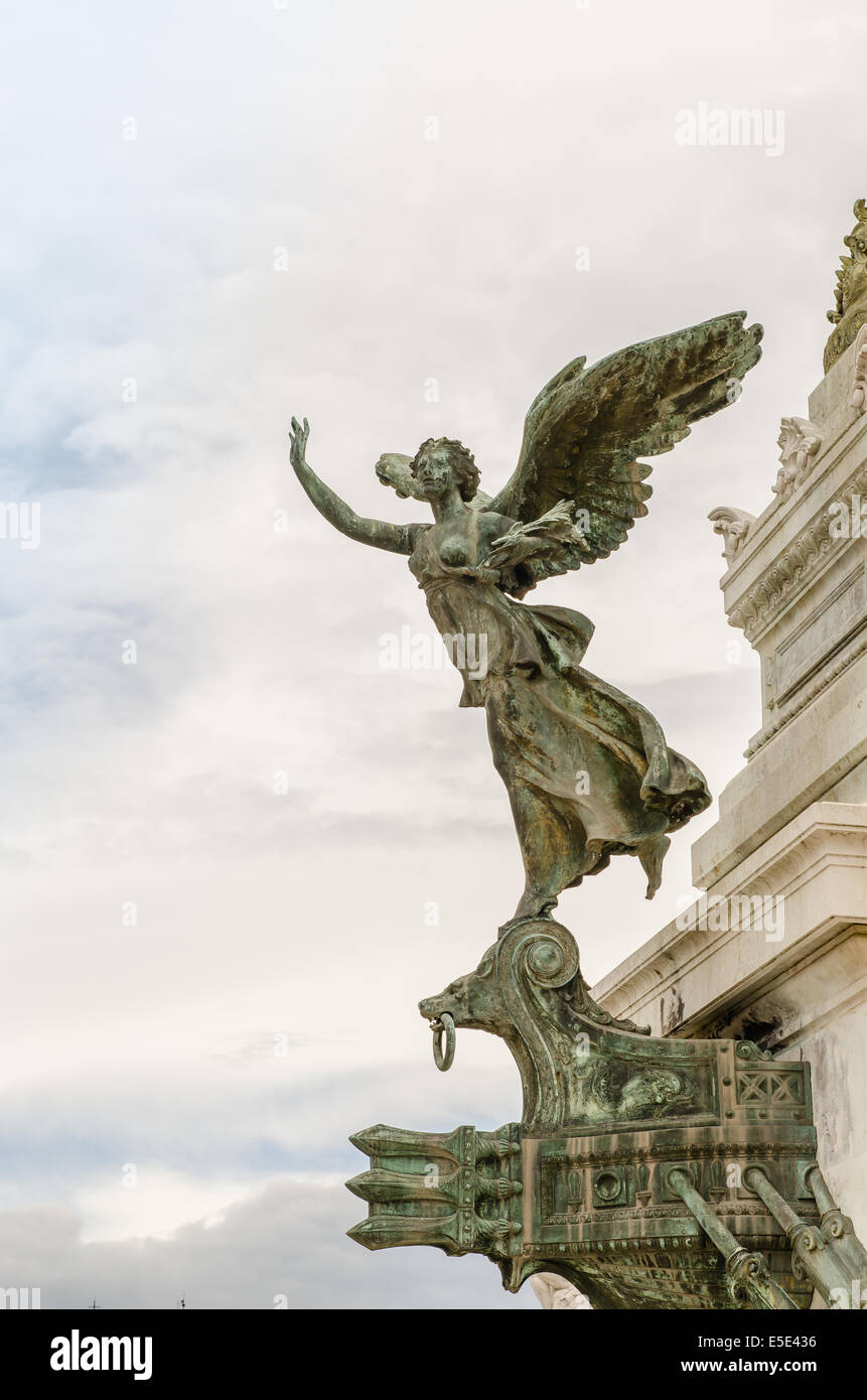 Monument statue structure hi-res stock photography and images - Alamy