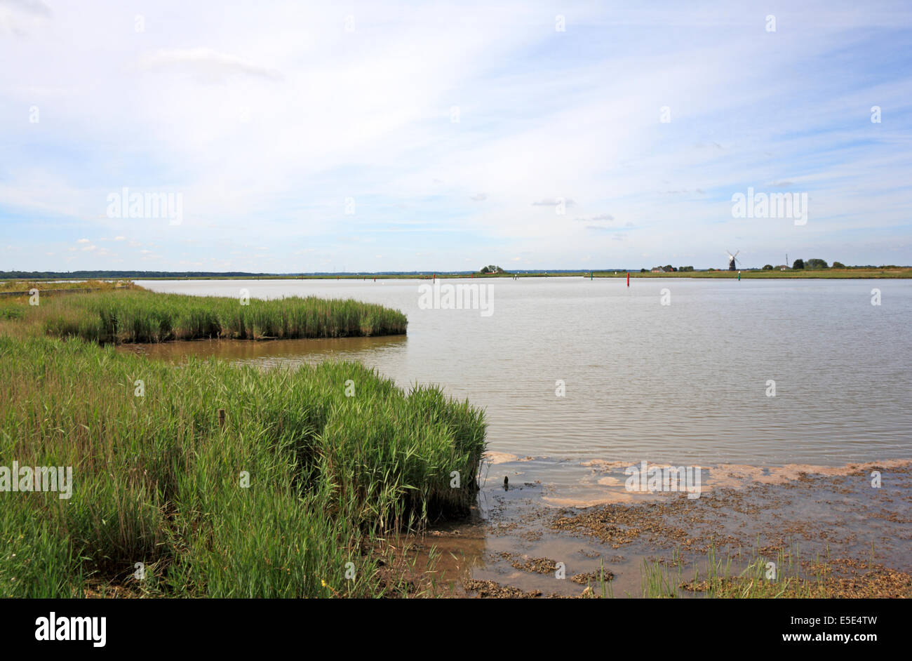 Breydon water berney marshes hi-res stock photography and images - Alamy