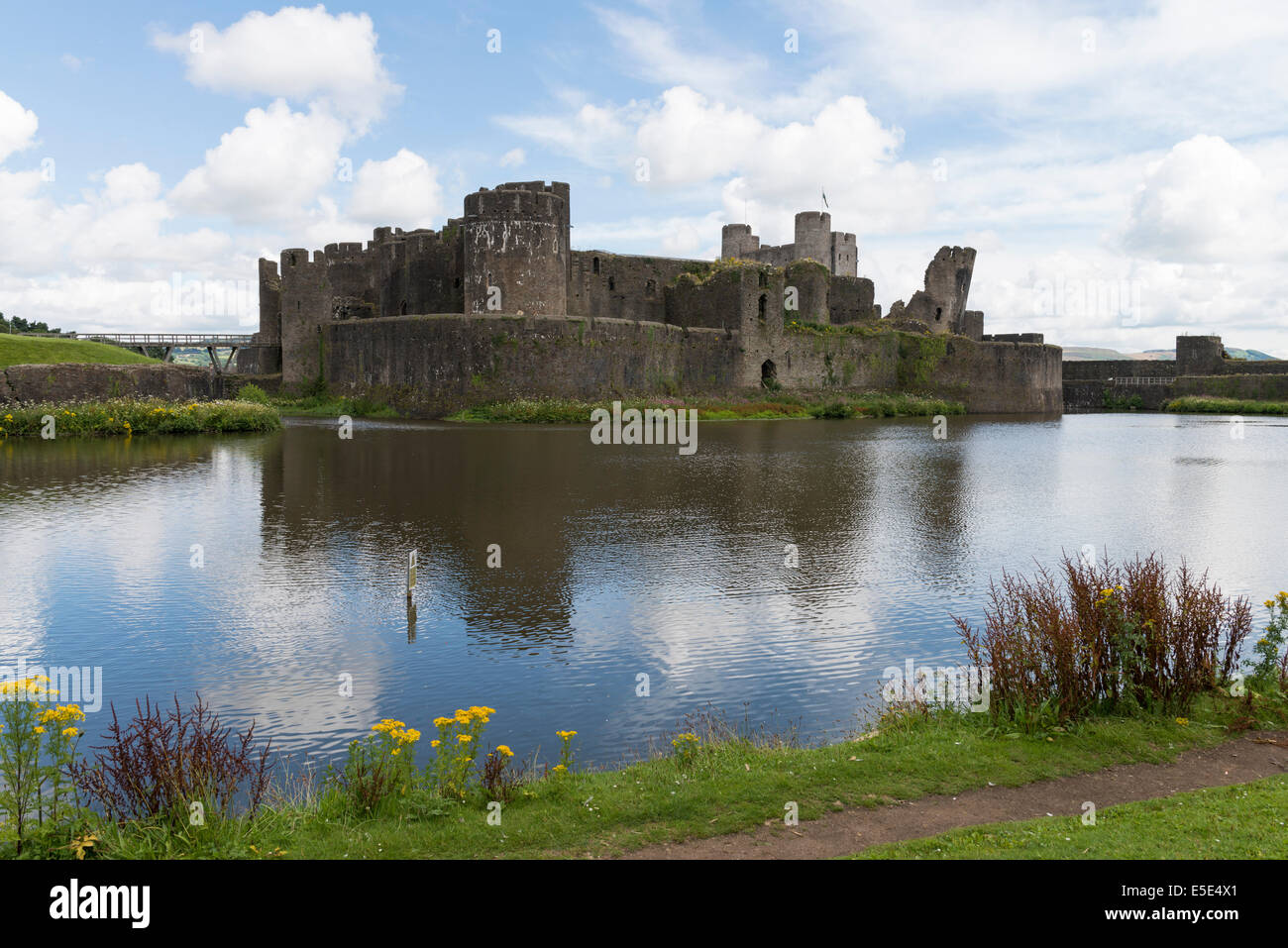 Caerphilly Castle and it's famous leaning tower, Mid Glamorgan, South ...