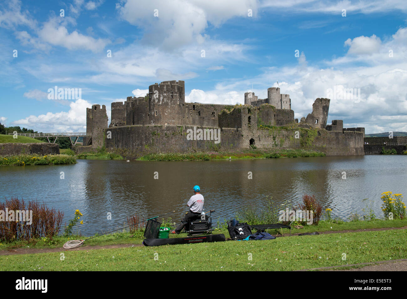 Caerphilly Castle and it's famous leaning tower, Mid Glamorgan, South ...