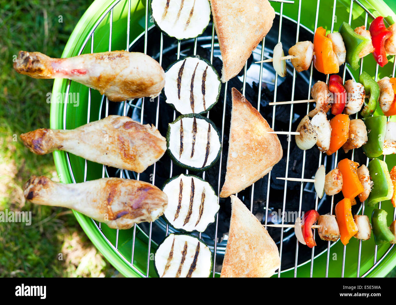barbecue on a grilling pan Stock Photo - Alamy