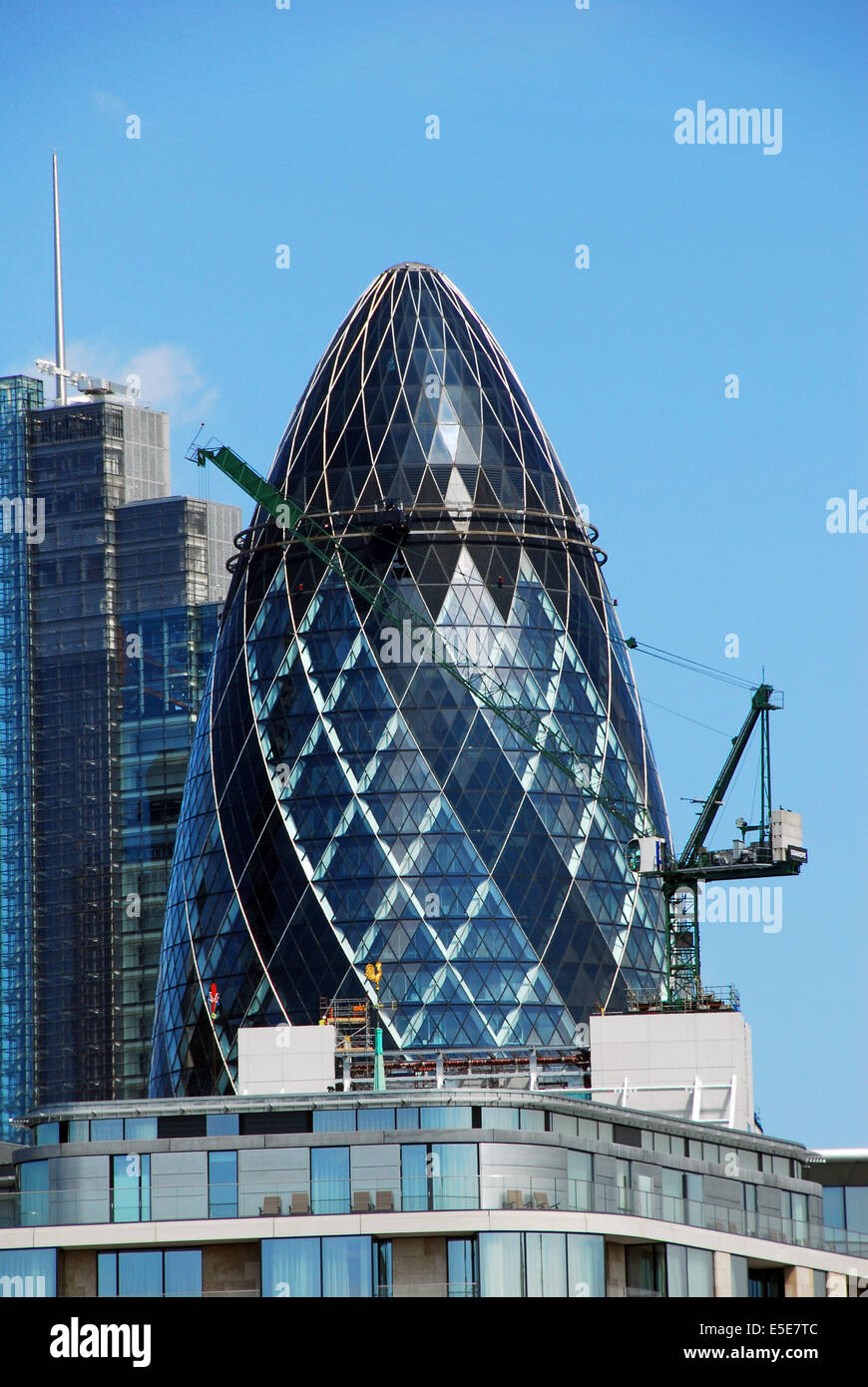 London, UK. 29th July, 2014. The Norman Foster-designed tower at 30 St ...