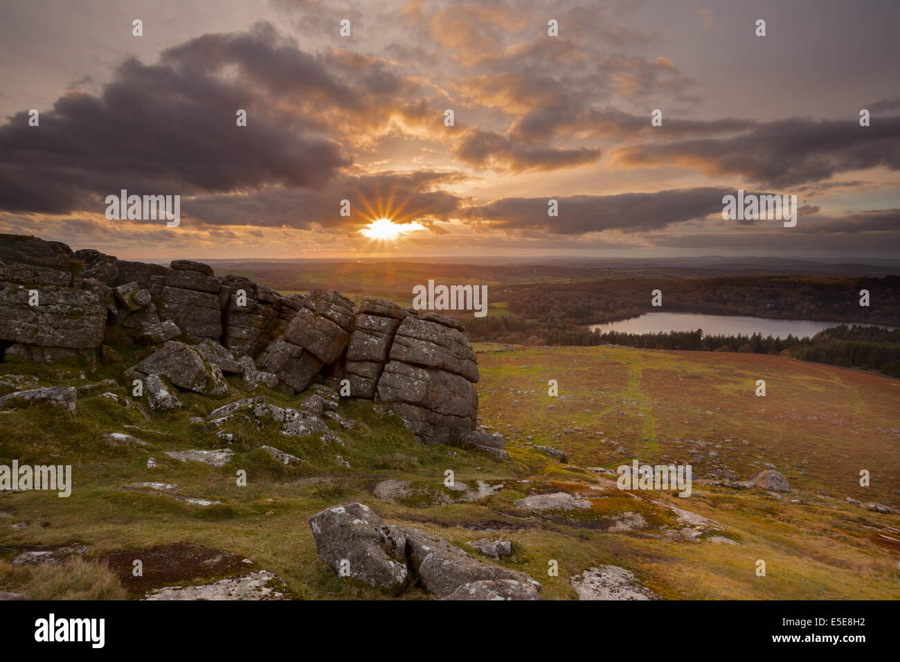 Sunset from Sheepstor overlooking Burrator reservoir. Dartmoor national ...